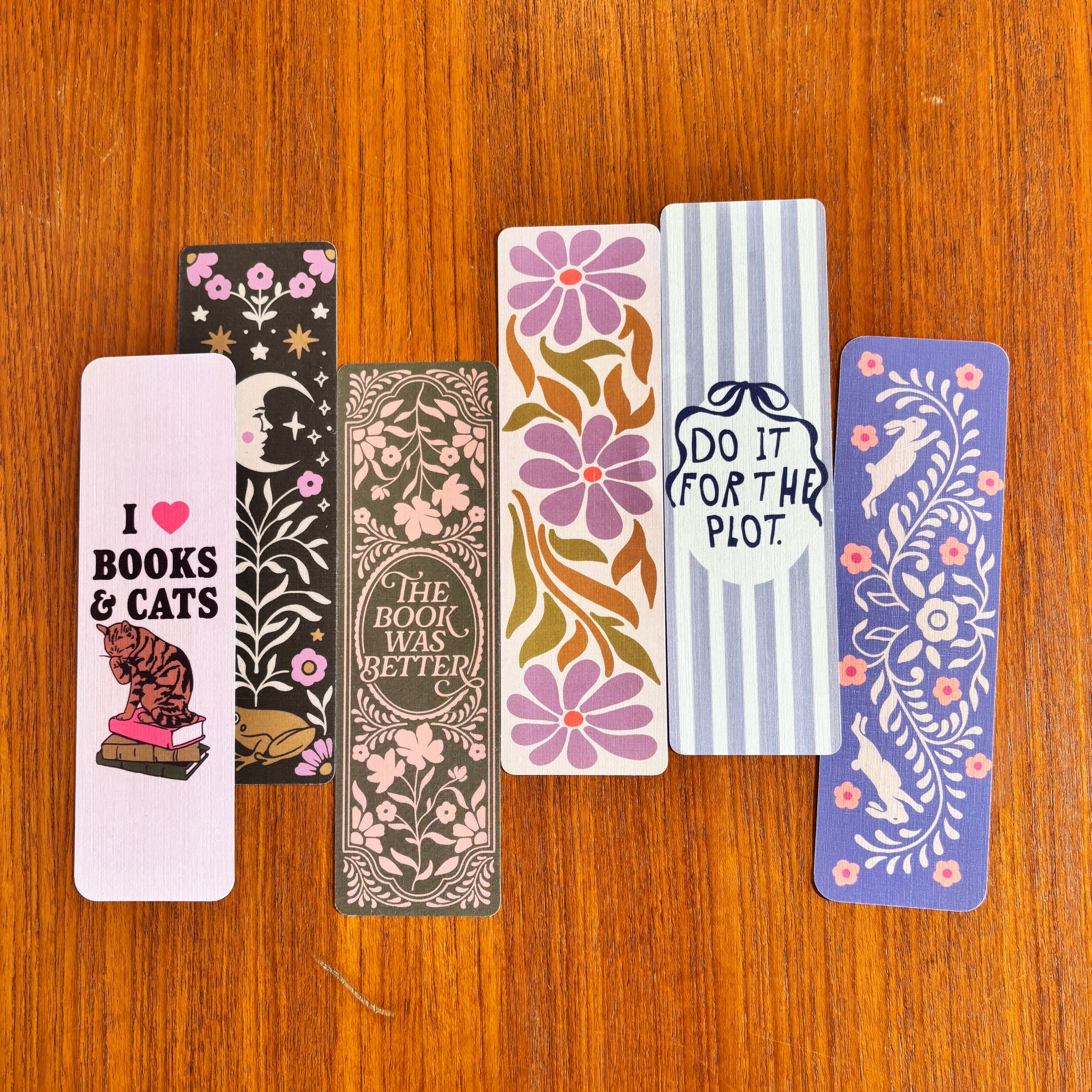 Bookmarks – Kira Cyan